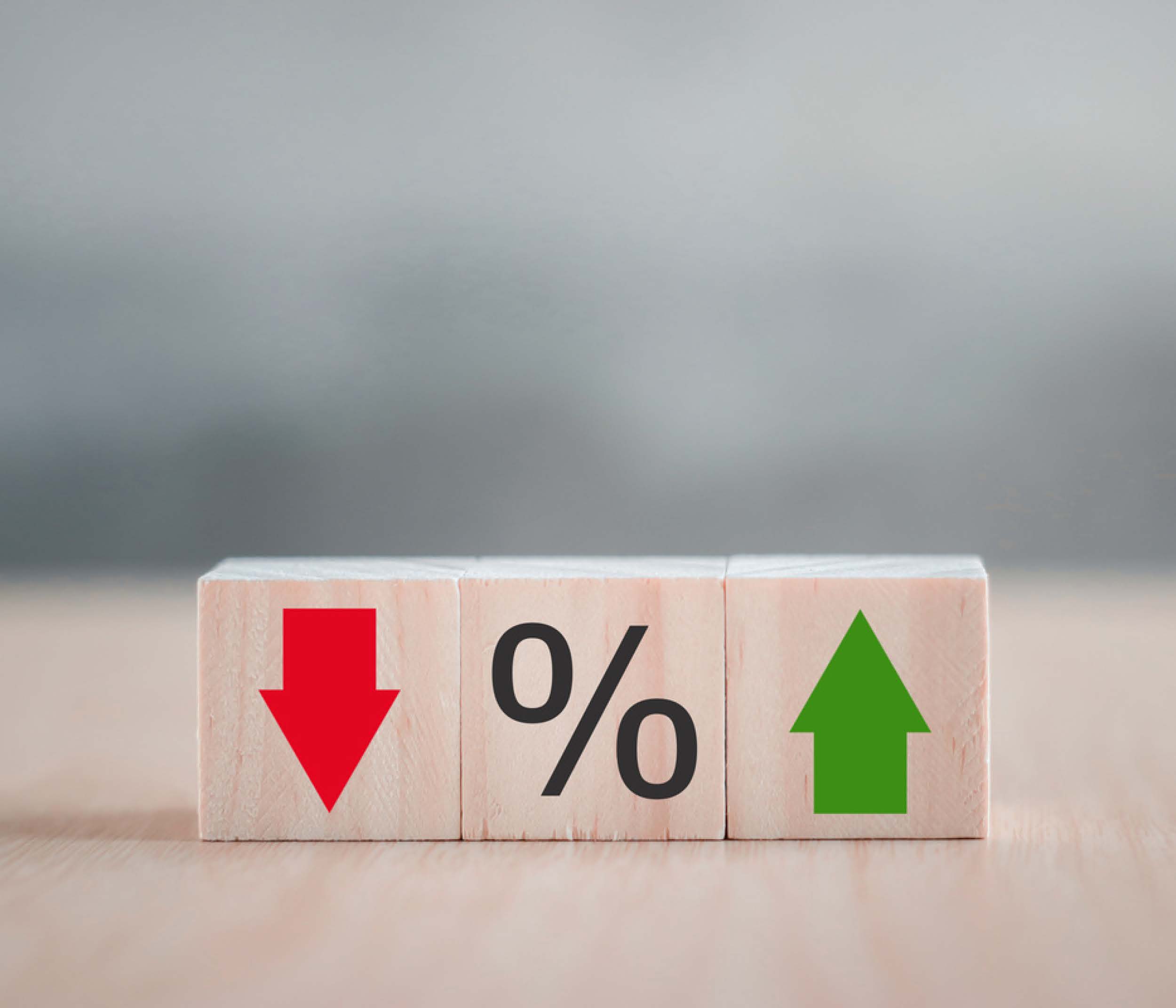 Resilient Wall Street Amid Interest Rate Cut Uncertainty